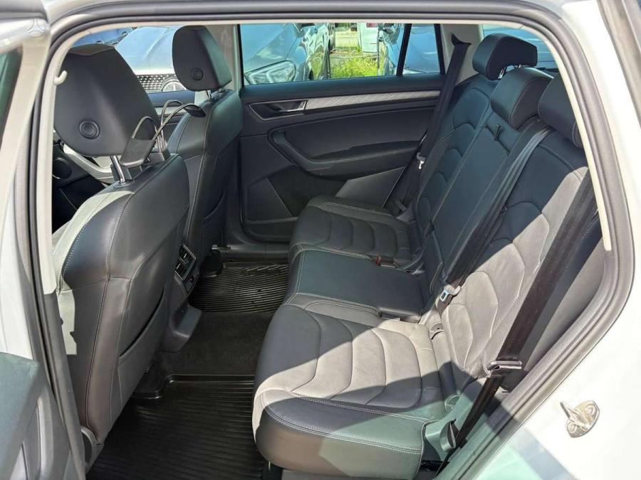Белый Шкода Kodiaq 2022 в Вильнюс, объемом двигателя 1.97 л и пробегом 185 тыс. км за 24400 €, фото 18 на AUTOMOTO.COM.LV