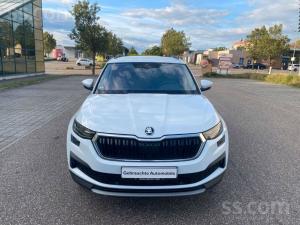 White Skoda Kodiaq 2022 in Liepaja, with an engine capacity of 2.00 L and mileage of 208 thousand km for 21500 €, photo  on AUTOMOTO.COM.LV