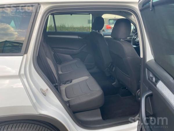 White Skoda Kodiaq 2022 in Liepaja, with an engine capacity of 2.00 L and mileage of 208 thousand km for 21500 €, photo 8 on AUTOMOTO.COM.LV