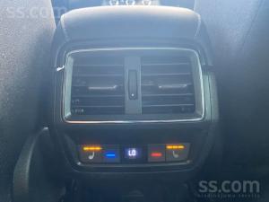 White Skoda Kodiaq 2022 in Liepaja, with an engine capacity of 2.00 L and mileage of 208 thousand km for 21500 €, photo 15 on AUTOMOTO.COM.LV