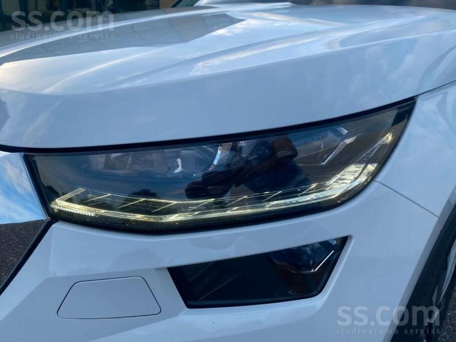 White Skoda Kodiaq 2022 in Liepaja, with an engine capacity of 2.00 L and mileage of 208 thousand km for 21500 €, photo 21 on AUTOMOTO.COM.LV