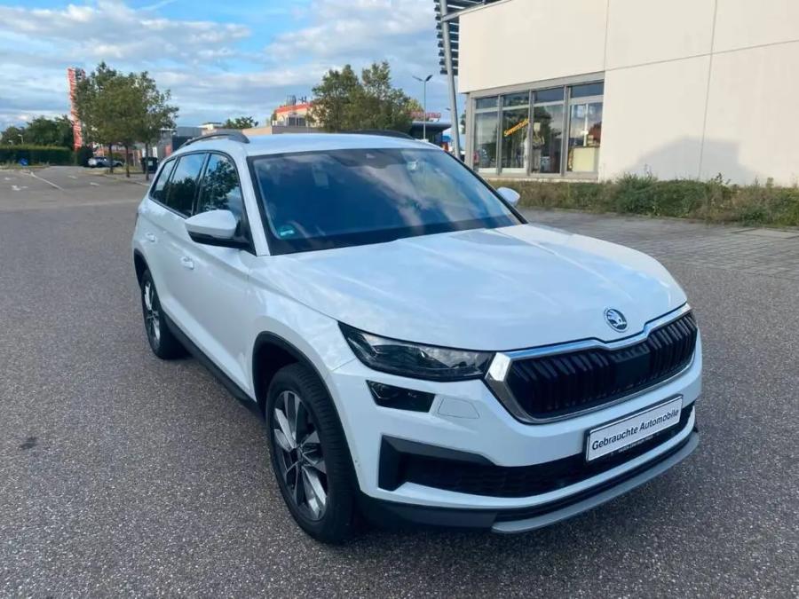 Белый Шкода Kodiaq 2022 в Лиепая, объемом двигателя 2.00 л и пробегом 208 тыс. км за 21500 €, фото 19 на AUTOMOTO.COM.LV