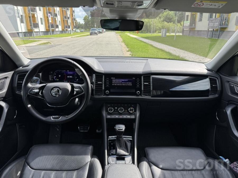 Белый Шкода Kodiaq 2022 в Рига, объемом двигателя 1.50 л и пробегом 90 тыс. км за 27500 €, фото 8 на AUTOMOTO.COM.LV