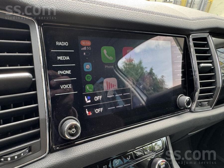 Белый Шкода Kodiaq 2022 в Рига, объемом двигателя 1.50 л и пробегом 90 тыс. км за 27500 €, фото 15 на AUTOMOTO.COM.LV