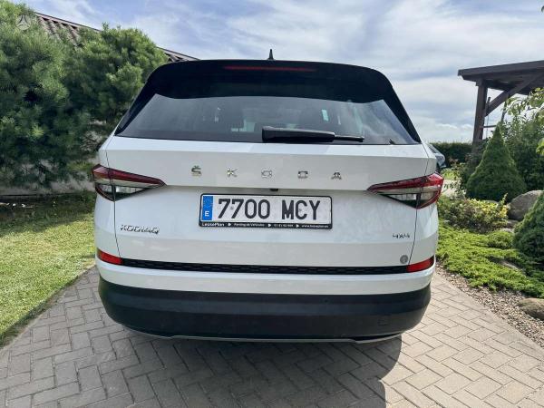 Белый Шкода Kodiaq 2022 в Утена, объемом двигателя 1.97 л и пробегом 162 тыс. км за 21200 €, фото 6 на AUTOMOTO.COM.LV