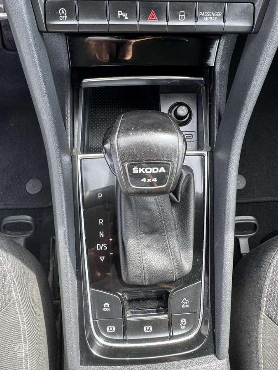 Белый Шкода Kodiaq 2022 в Утена, объемом двигателя 1.97 л и пробегом 162 тыс. км за 21200 €, фото 11 на AUTOMOTO.COM.LV