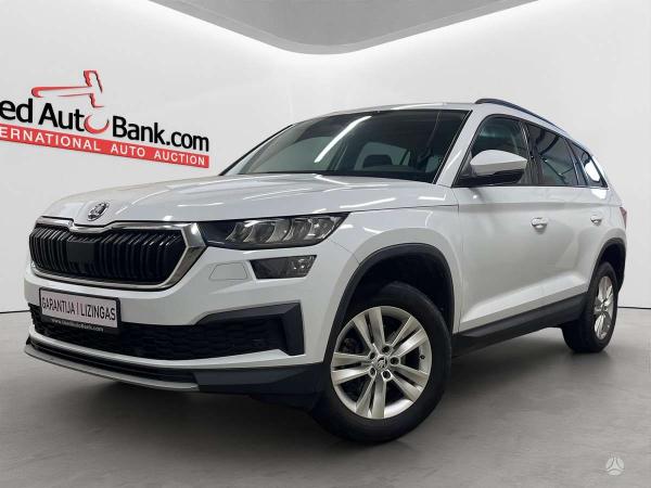 White Skoda Kodiaq 2022 in Vilnius, with an engine capacity of 1.97 L and mileage of 201 thousand km for 17800 €, photo 1 on AUTOMOTO.COM.LV