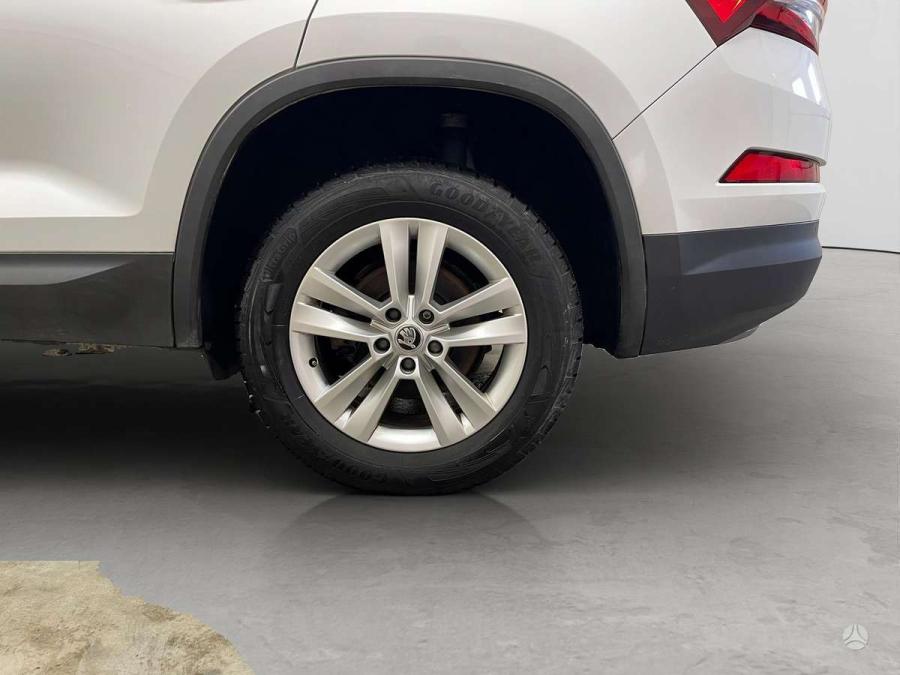 Balts Skoda Kodiaq 2022 Viļņa, ar dzinēja tilpumu 1.97 L un nobraukumu 201 tūkst. km par 17800 €, foto 20 vietnē AUTOMOTO.COM.LV