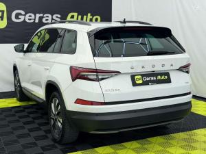 Белый Шкода Kodiaq 2022 в Вильнюс, объемом двигателя 2.00 л и пробегом 235 тыс. км за 19999 €, фото 7 на AUTOMOTO.COM.LV