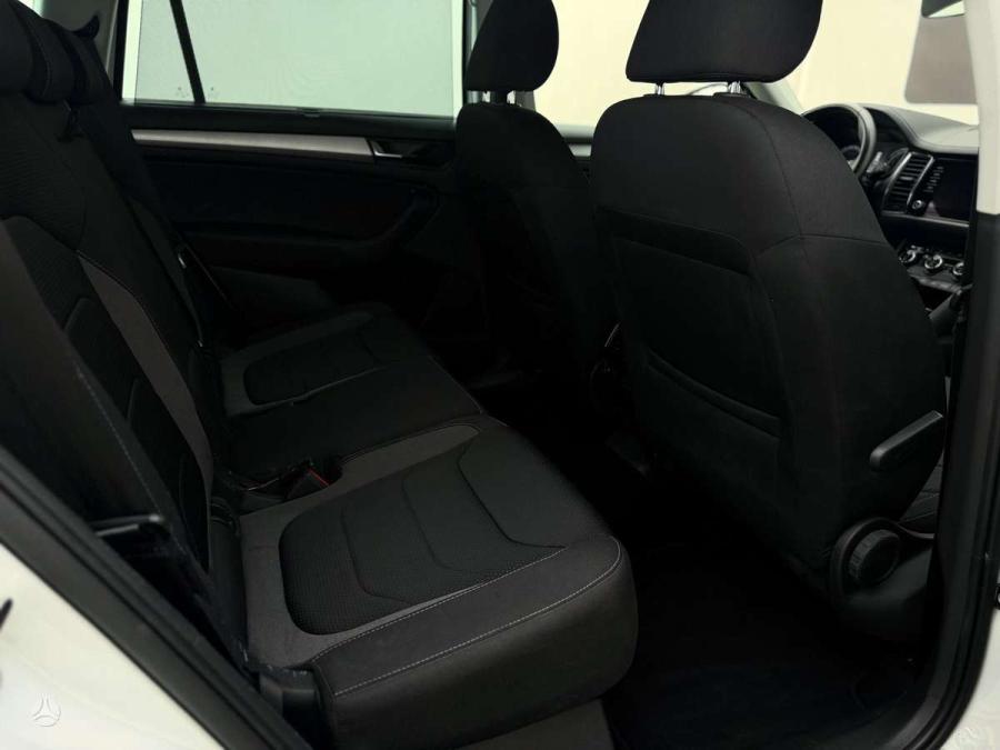 Белый Шкода Kodiaq 2022 в Вильнюс, объемом двигателя 2.00 л и пробегом 235 тыс. км за 19999 €, фото 16 на AUTOMOTO.COM.LV
