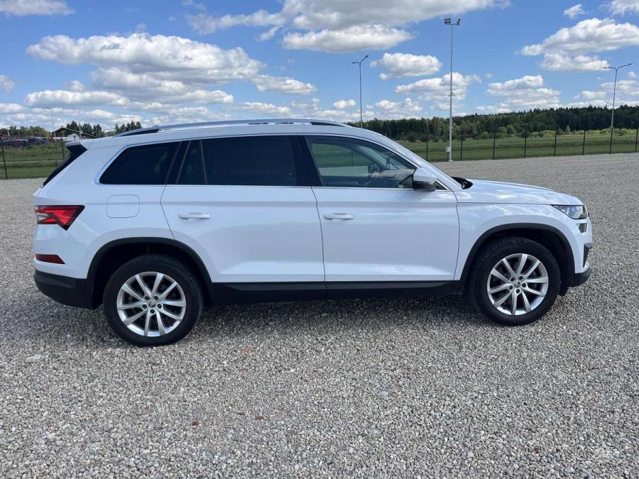 Balts Skoda Kodiaq 2022 Tauragė, ar dzinēja tilpumu 2.00 L un nobraukumu 307 tūkst. km par 17300 €, foto 6 vietnē AUTOMOTO.COM.LV