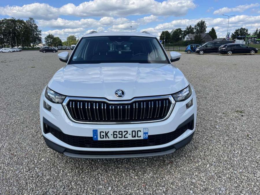 Balts Skoda Kodiaq 2022 Tauragė, ar dzinēja tilpumu 2.00 L un nobraukumu 307 tūkst. km par 17300 €, foto 8 vietnē AUTOMOTO.COM.LV