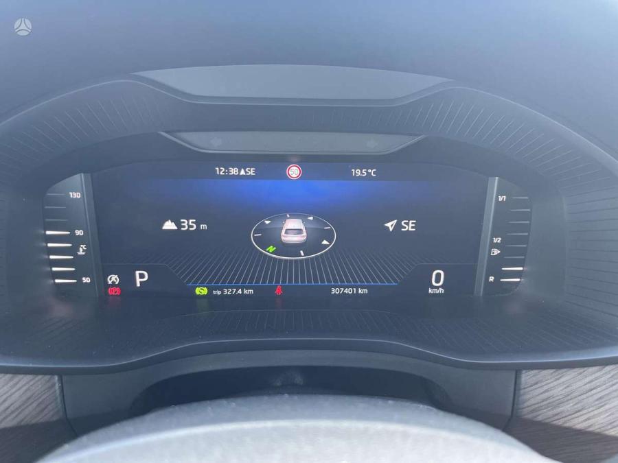 Balts Skoda Kodiaq 2022 Tauragė, ar dzinēja tilpumu 2.00 L un nobraukumu 307 tūkst. km par 17300 €, foto 18 vietnē AUTOMOTO.COM.LV