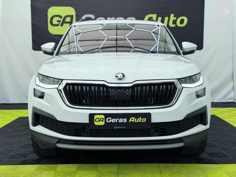 Balts Skoda Kodiaq 2022 Viļņa, ar dzinēja tilpumu 2.00 L un nobraukumu 235 tūkst. km par 19800 €, foto 3 vietnē AUTOMOTO.COM.LV