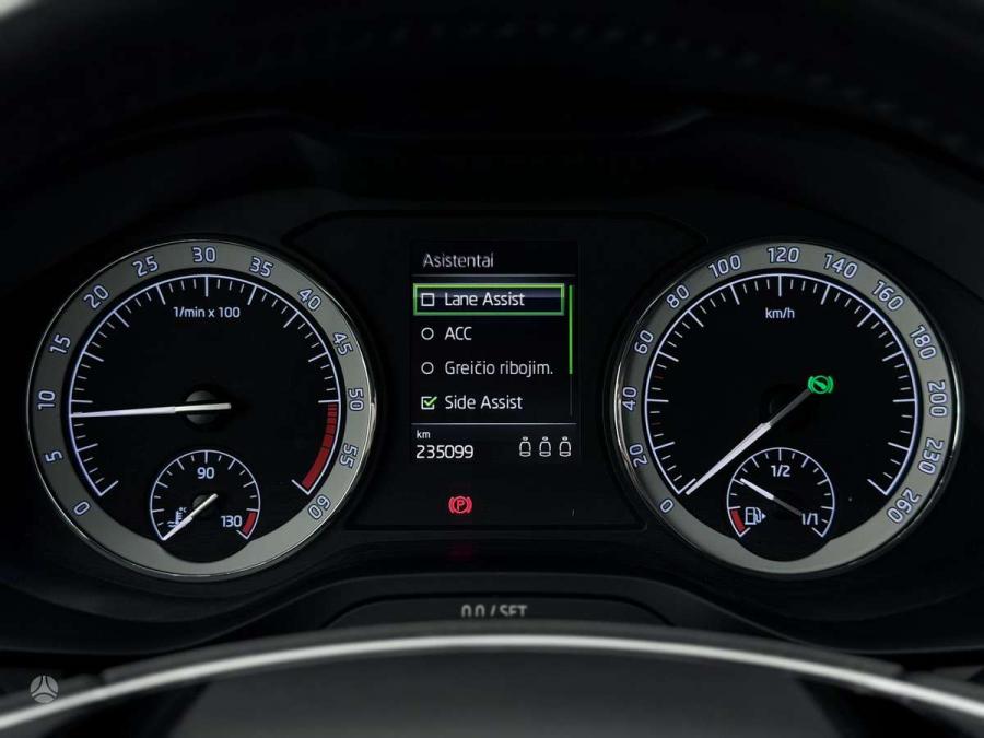Balts Skoda Kodiaq 2022 Viļņa, ar dzinēja tilpumu 2.00 L un nobraukumu 235 tūkst. km par 19800 €, foto 33 vietnē AUTOMOTO.COM.LV