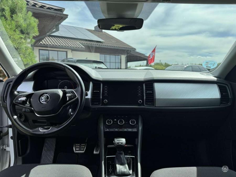 Белый Шкода Kodiaq 2022 в Утена, объемом двигателя 1.97 л и пробегом 162 тыс. км за 21100 €, фото 13 на AUTOMOTO.COM.LV