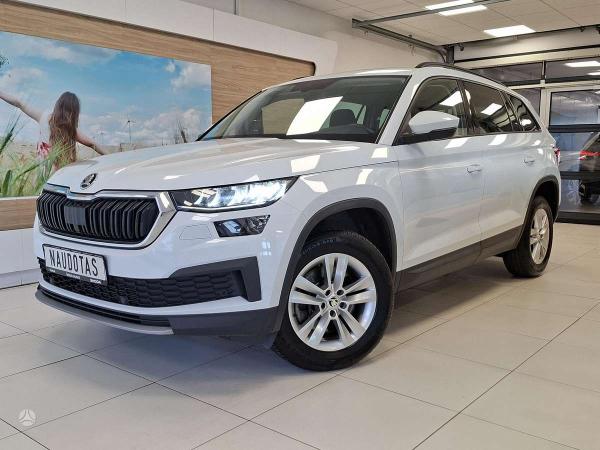 Skoda Kodiaq 2022 in Kaunas on AUTOMOTO.COM.LV White Skoda Kodiaq 2022 in Kaunas, with an engine capacity of 1.97 L and mileage of 184 thousand km for 20900 €, photo 1 on AUTOMOTO.COM.LV