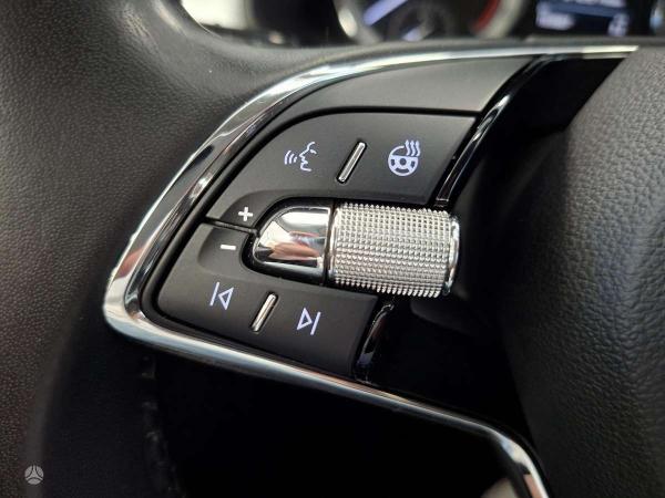 Skoda Kodiaq 2022 in Kaunas on AUTOMOTO.COM.LV White Skoda Kodiaq 2022 in Kaunas, with an engine capacity of 1.97 L and mileage of 184 thousand km for 20900 €, photo 11 on AUTOMOTO.COM.LV