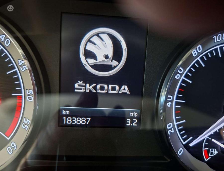 Белый Шкода Kodiaq 2022 в Каунас, объемом двигателя 1.97 л и пробегом 184 тыс. км за 20900 €, фото 13 на AUTOMOTO.COM.LV