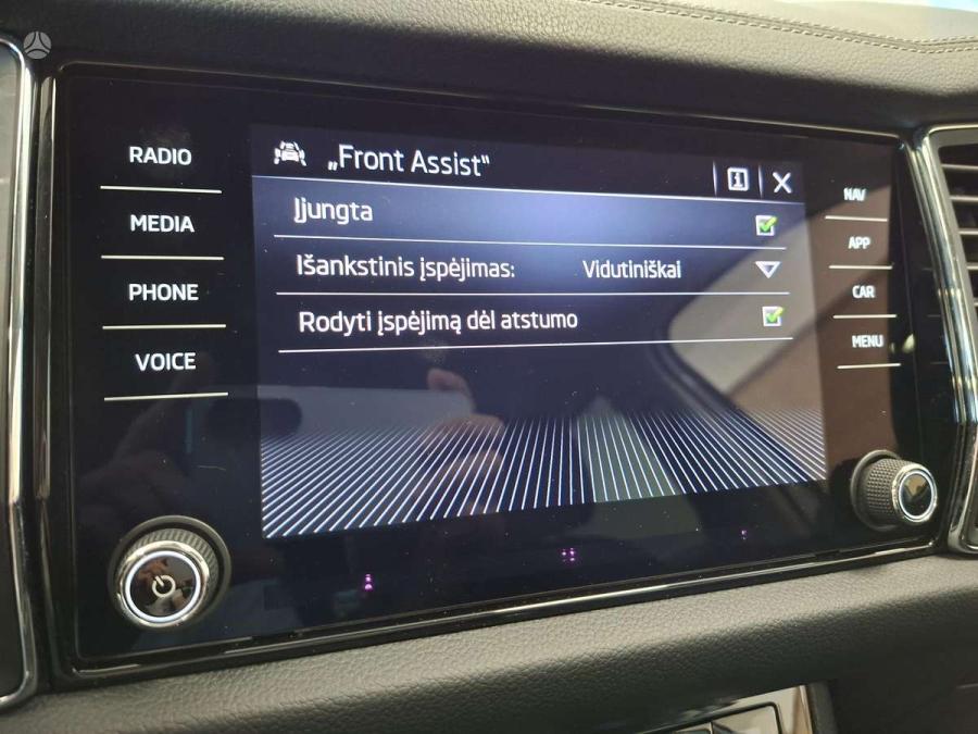 Белый Шкода Kodiaq 2022 в Каунас, объемом двигателя 1.97 л и пробегом 184 тыс. км за 20900 €, фото 17 на AUTOMOTO.COM.LV
