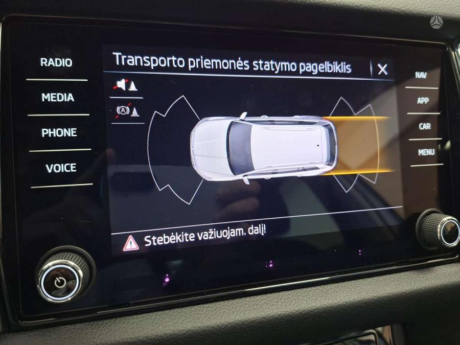 Белый Шкода Kodiaq 2022 в Каунас, объемом двигателя 1.97 л и пробегом 184 тыс. км за 20900 €, фото 21 на AUTOMOTO.COM.LV