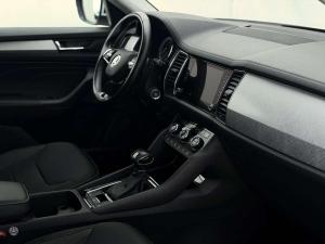 Белый Шкода Kodiaq 2022 в Вильнюс, объемом двигателя 2.00 л и пробегом 235 тыс. км за 19200 €, фото 19 на AUTOMOTO.COM.LV