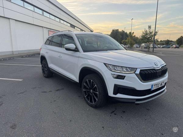 Balts Skoda Kodiaq 2022 Utena, ar dzinēja tilpumu 1.97 L un nobraukumu 162 tūkst. km par 20999 €, foto 1 vietnē AUTOMOTO.COM.LV