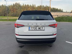 White Skoda Kodiaq 2022 in Utena, with an engine capacity of 1.97 L and mileage of 162 thousand km for 20999 €, photo 7 on AUTOMOTO.COM.LV