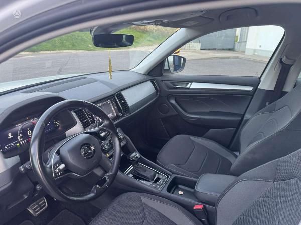 Balts Skoda Kodiaq 2022 Utena, ar dzinēja tilpumu 1.97 L un nobraukumu 162 tūkst. km par 20999 €, foto 10 vietnē AUTOMOTO.COM.LV