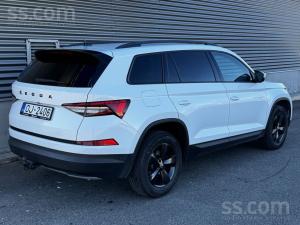 Белый Шкода Kodiaq 2022 в Рига, объемом двигателя 2.00 л и пробегом 215 тыс. км за 22900 €, фото 6 на AUTOMOTO.COM.LV