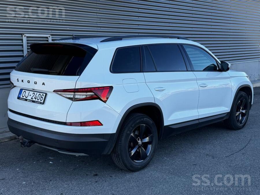 Белый Шкода Kodiaq 2022 в Рига, объемом двигателя 2.00 л и пробегом 215 тыс. км за 22900 €, фото 6 на AUTOMOTO.COM.LV