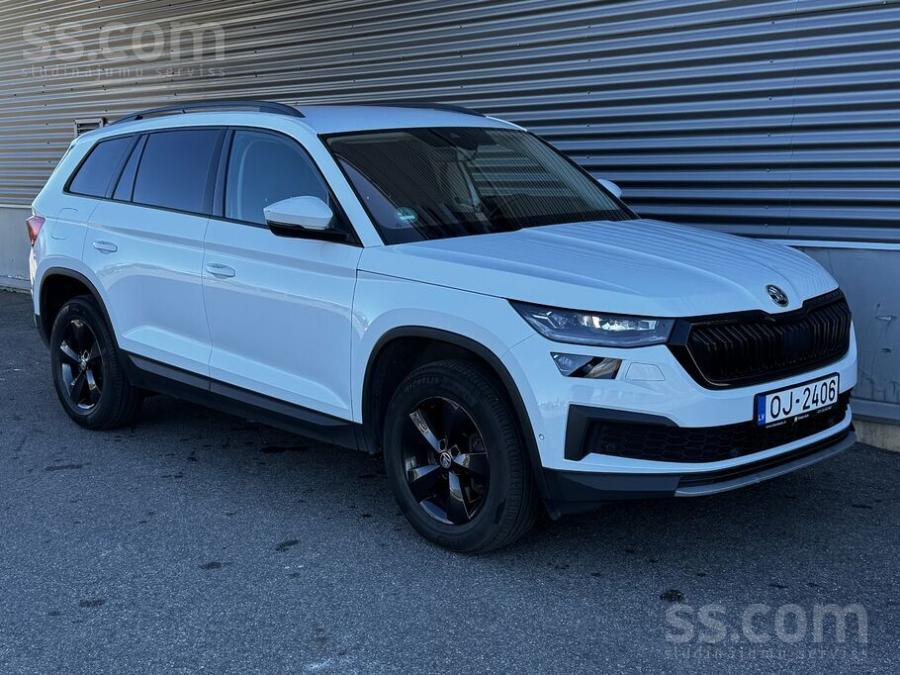 Белый Шкода Kodiaq 2022 в Рига, объемом двигателя 2.00 л и пробегом 215 тыс. км за 22900 €, фото 8 на AUTOMOTO.COM.LV