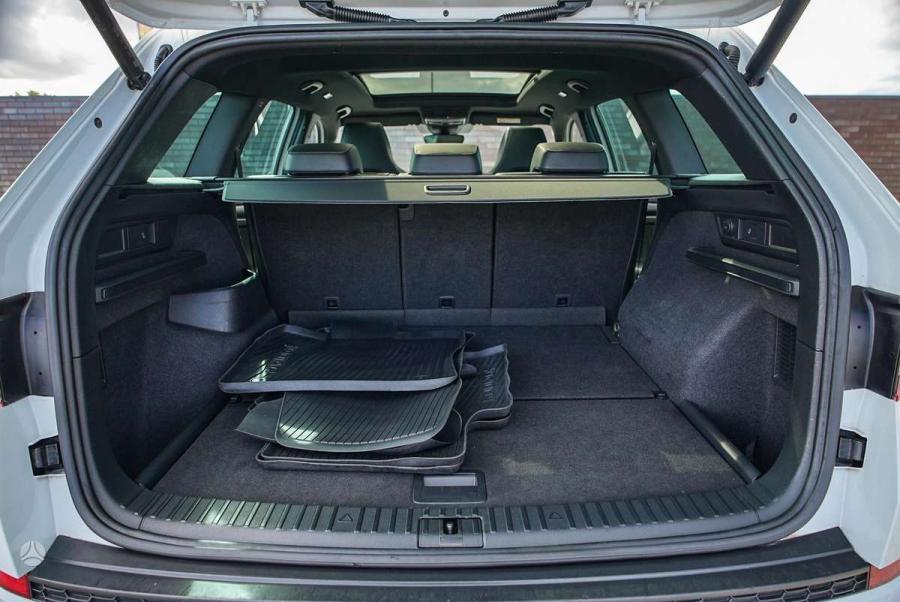 Белый Шкода Kodiaq 2022 в Мариямполе, объемом двигателя 1.97 л и пробегом 202 тыс. км за 25950 €, фото 12 на AUTOMOTO.COM.LV
