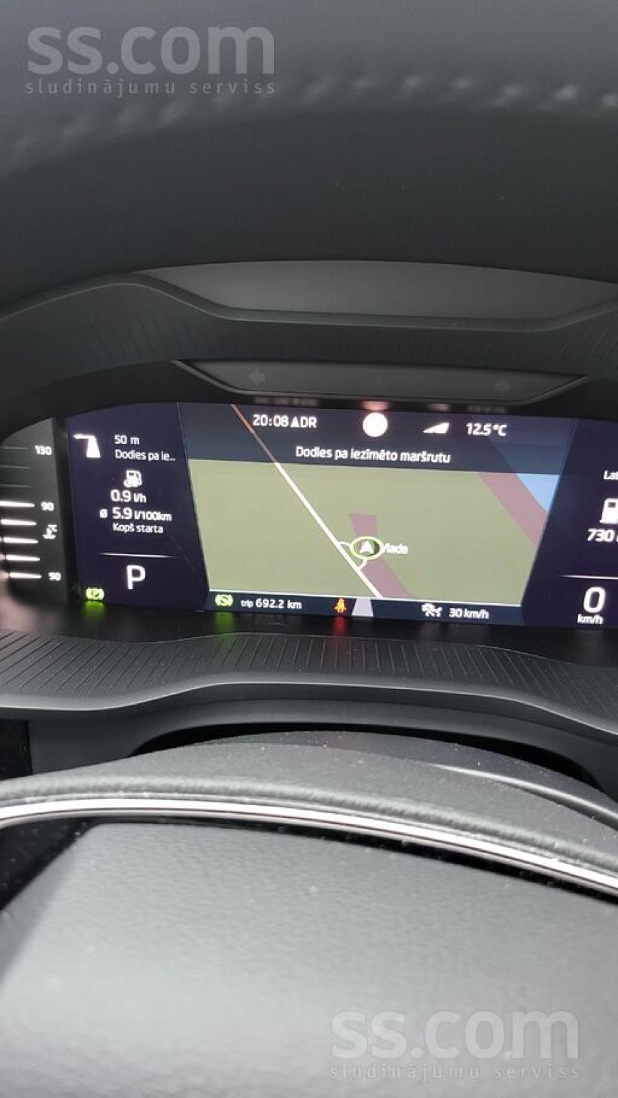 White Skoda Kodiaq 2022 in Riga, with an engine capacity of 2.00 L and mileage of 45 thousand km for 40000 €, photo 8 on AUTOMOTO.COM.LV