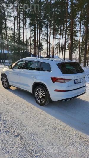 White Skoda Kodiaq 2022 in Riga, with an engine capacity of 2.00 L and mileage of 45 thousand km for 40000 €, photo 25 on AUTOMOTO.COM.LV