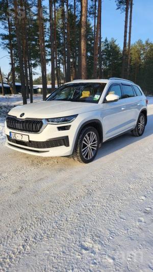 White Skoda Kodiaq 2022 in Riga, with an engine capacity of 2.00 L and mileage of 45 thousand km for 40000 €, photo 32 on AUTOMOTO.COM.LV