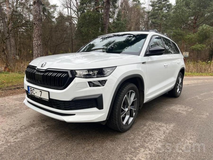Balts Skoda Kodiaq 2023 Rīga, ar dzinēja tilpumu 1.50 L un nobraukumu 52 tūkst. km par 31995 €, foto 1 vietnē AUTOMOTO.COM.LV