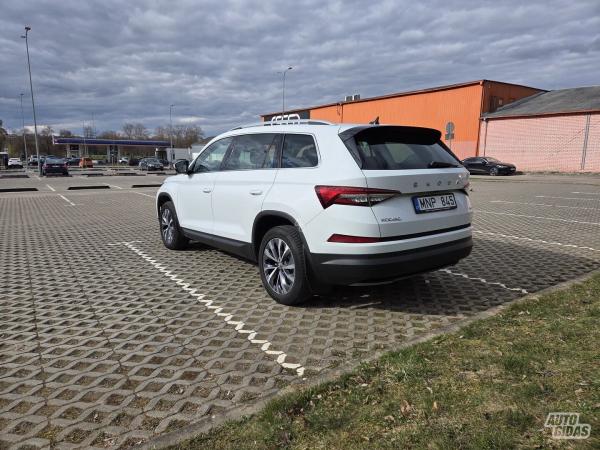 Balts Skoda Kodiaq 2023 Kauņa, ar dzinēja tilpumu 2.00 L un nobraukumu 55 tūkst. km par 30999 €, foto 4 vietnē AUTOMOTO.COM.LV