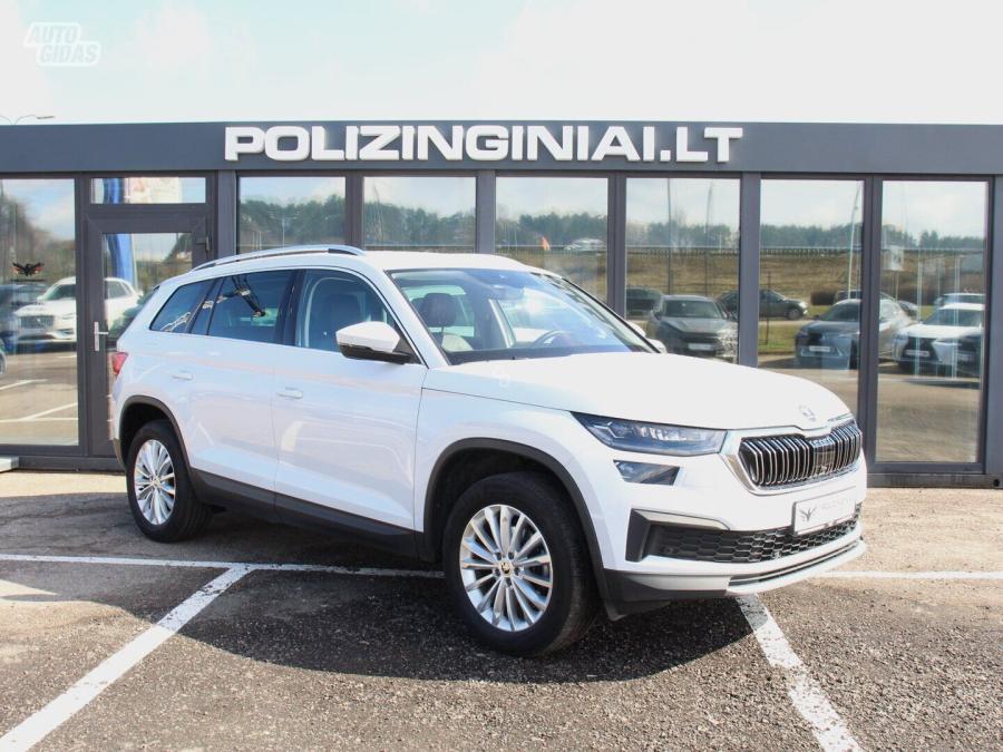 Белый Шкода Kodiaq 2023 в Вильнюс, объемом двигателя 1.50 л и пробегом 90 тыс. км за 29500 €, фото 3 на AUTOMOTO.COM.LV