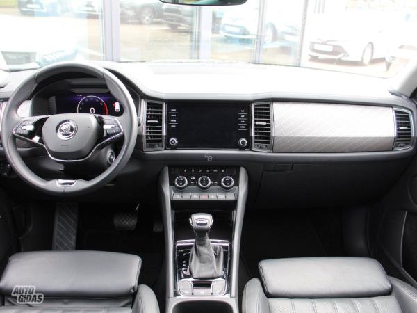 White Skoda Kodiaq 2023 in Vilnius, with an engine capacity of 1.50 L and mileage of 90 thousand km for 29500 €, photo 5 on AUTOMOTO.COM.LV
