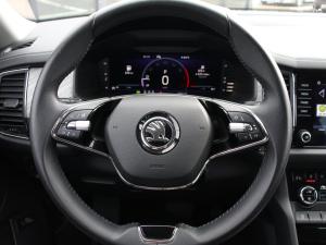 Белый Шкода Kodiaq 2023 в Вильнюс, объемом двигателя 1.50 л и пробегом 90 тыс. км за 29500 €, фото 10 на AUTOMOTO.COM.LV