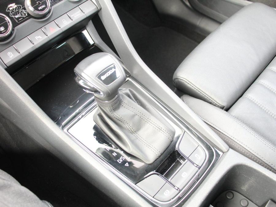 Белый Шкода Kodiaq 2023 в Вильнюс, объемом двигателя 1.50 л и пробегом 90 тыс. км за 29500 €, фото 12 на AUTOMOTO.COM.LV