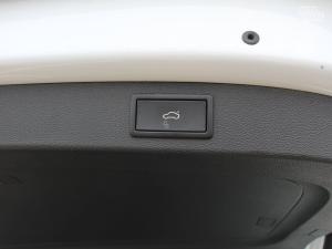 Белый Шкода Kodiaq 2023 в Вильнюс, объемом двигателя 1.50 л и пробегом 90 тыс. км за 29500 €, фото 26 на AUTOMOTO.COM.LV
