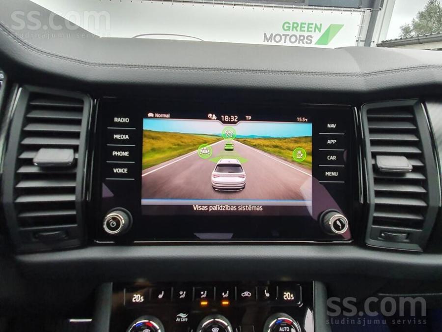 Balts Skoda Kodiaq 2023 Rīga, ar dzinēja tilpumu 1.50 L un nobraukumu 105 tūkst. km par 29500 €, foto 24 vietnē AUTOMOTO.COM.LV