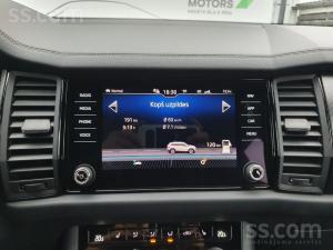 Balts Skoda Kodiaq 2023 Rīga, ar dzinēja tilpumu 1.50 L un nobraukumu 105 tūkst. km par 29500 €, foto 27 vietnē AUTOMOTO.COM.LV