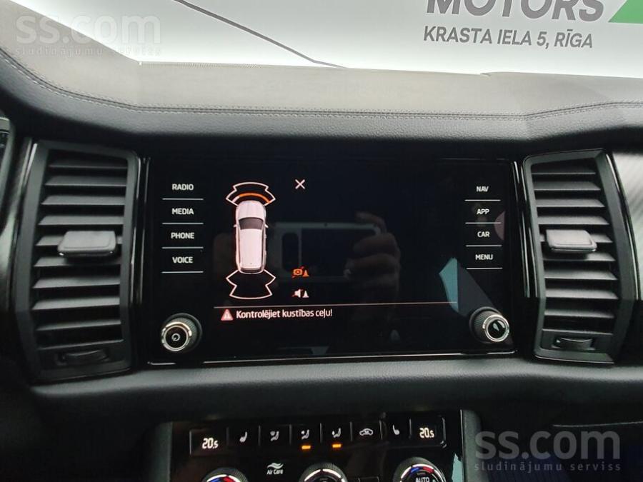 Balts Skoda Kodiaq 2023 Rīga, ar dzinēja tilpumu 1.50 L un nobraukumu 105 tūkst. km par 29500 €, foto 28 vietnē AUTOMOTO.COM.LV