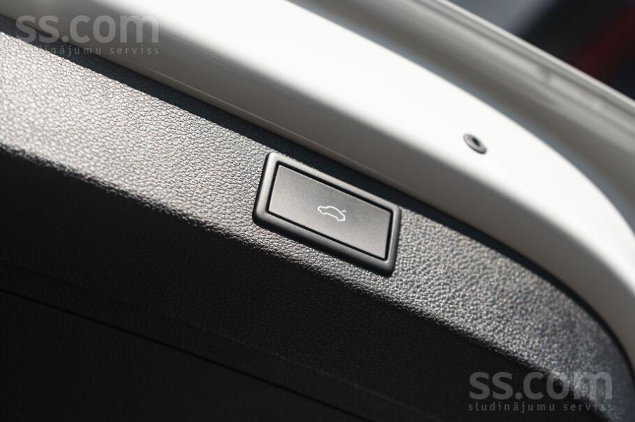 Белый Шкода Kodiaq 2023 в Рига, объемом двигателя 2.00 л и пробегом 23 тыс. км за 29990 €, фото 21 на AUTOMOTO.COM.LV