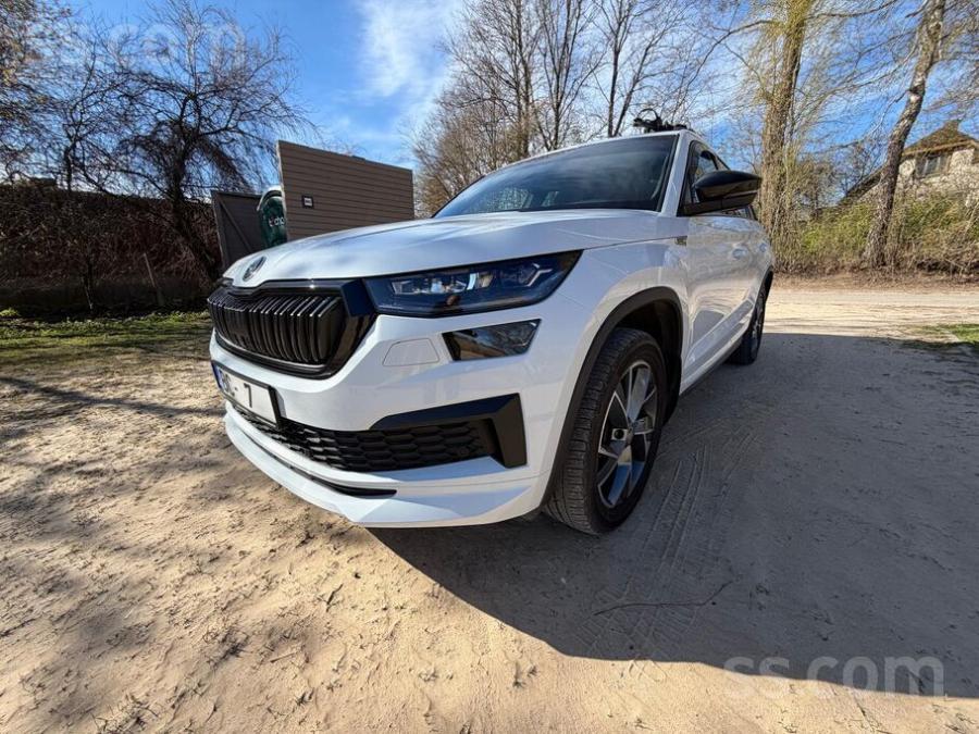 Balts Skoda Kodiaq 2023 Rīga, ar dzinēja tilpumu 1.50 L un nobraukumu 56 tūkst. km par 31595 €, foto 1 vietnē AUTOMOTO.COM.LV