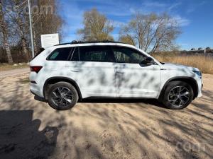 Balts Skoda Kodiaq 2023 Rīga, ar dzinēja tilpumu 1.50 L un nobraukumu 56 tūkst. km par 31595 €, foto 5 vietnē AUTOMOTO.COM.LV