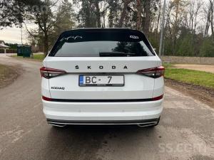 Balts Skoda Kodiaq 2023 Rīga, ar dzinēja tilpumu 1.50 L un nobraukumu 48 tūkst. km par 31990 €, foto 6 vietnē AUTOMOTO.COM.LV